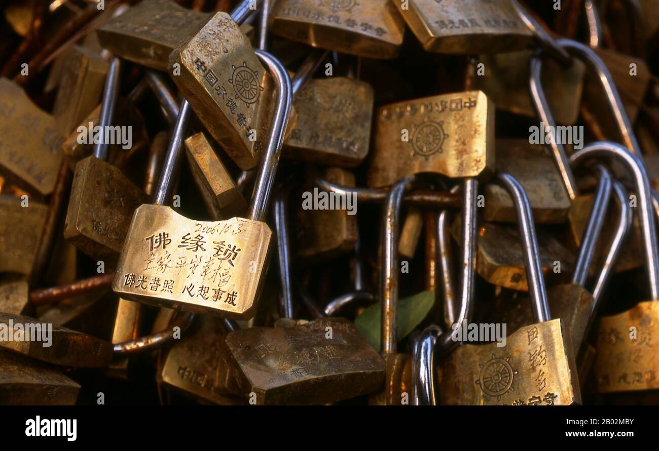 Emperors lock hi-res stock photography and images - Alamy