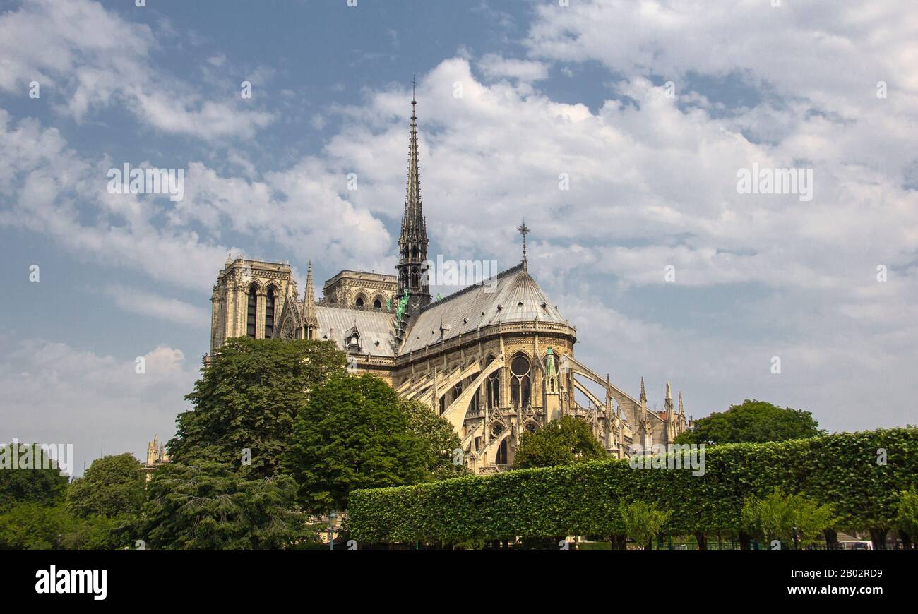 Rear view notre dame cathedral hi-res stock photography and images - Alamy