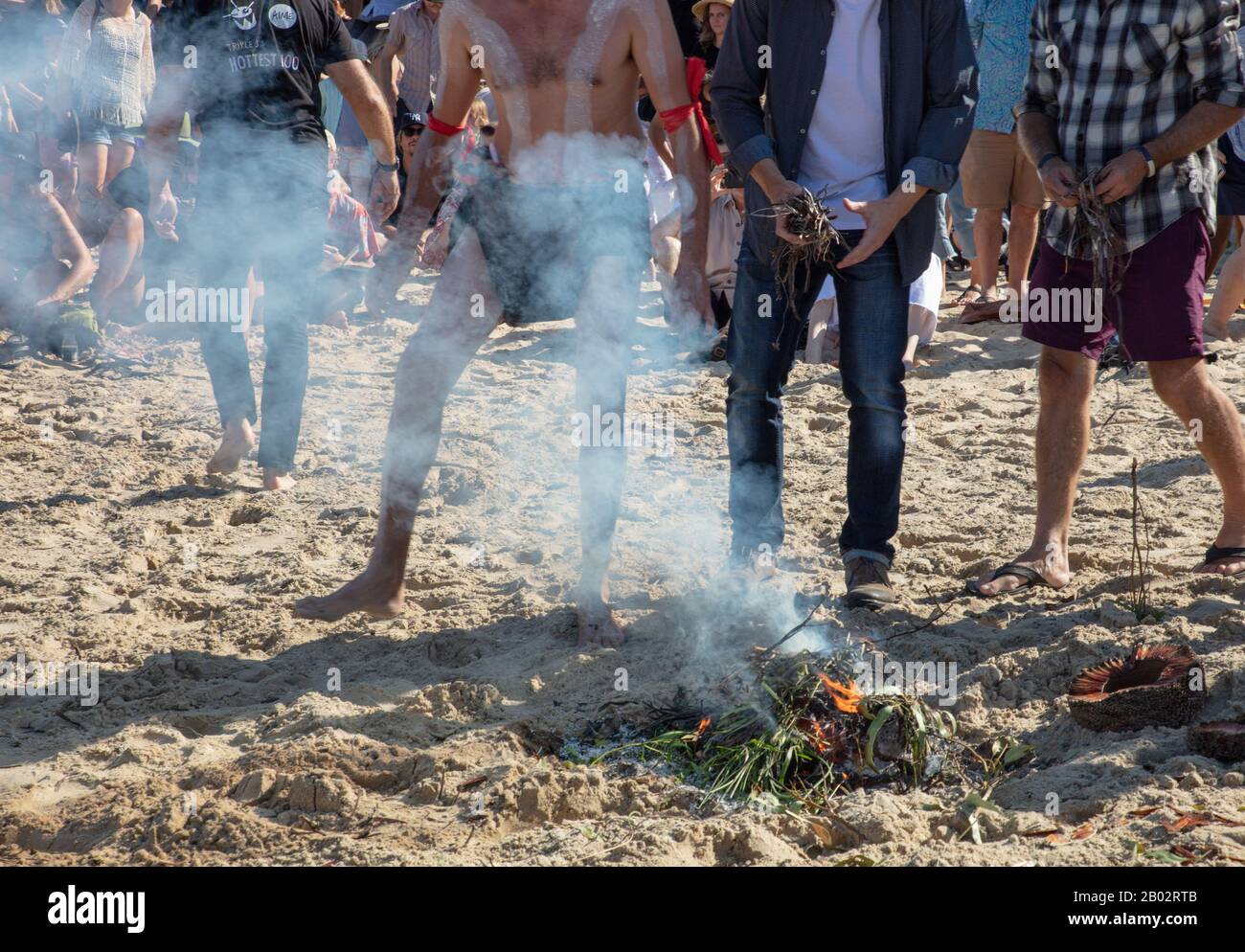 Aboriginal Fire Australia High Resolution Stock Photography and Images ...