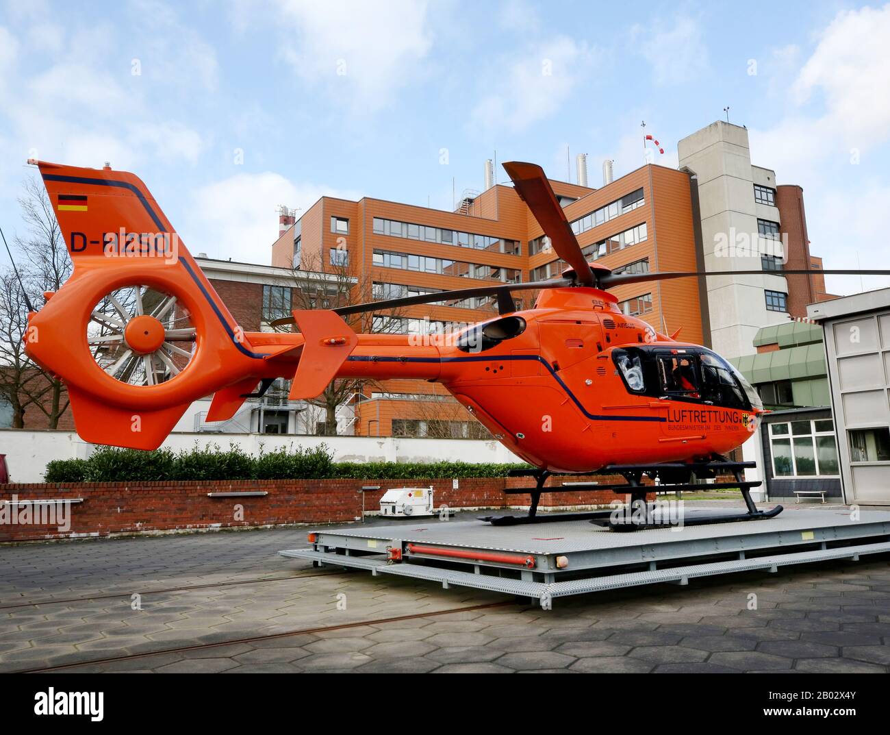 Duisburg, Germany. 18th Feb, 2020. Rescue helicopter "Christoph 9 ...