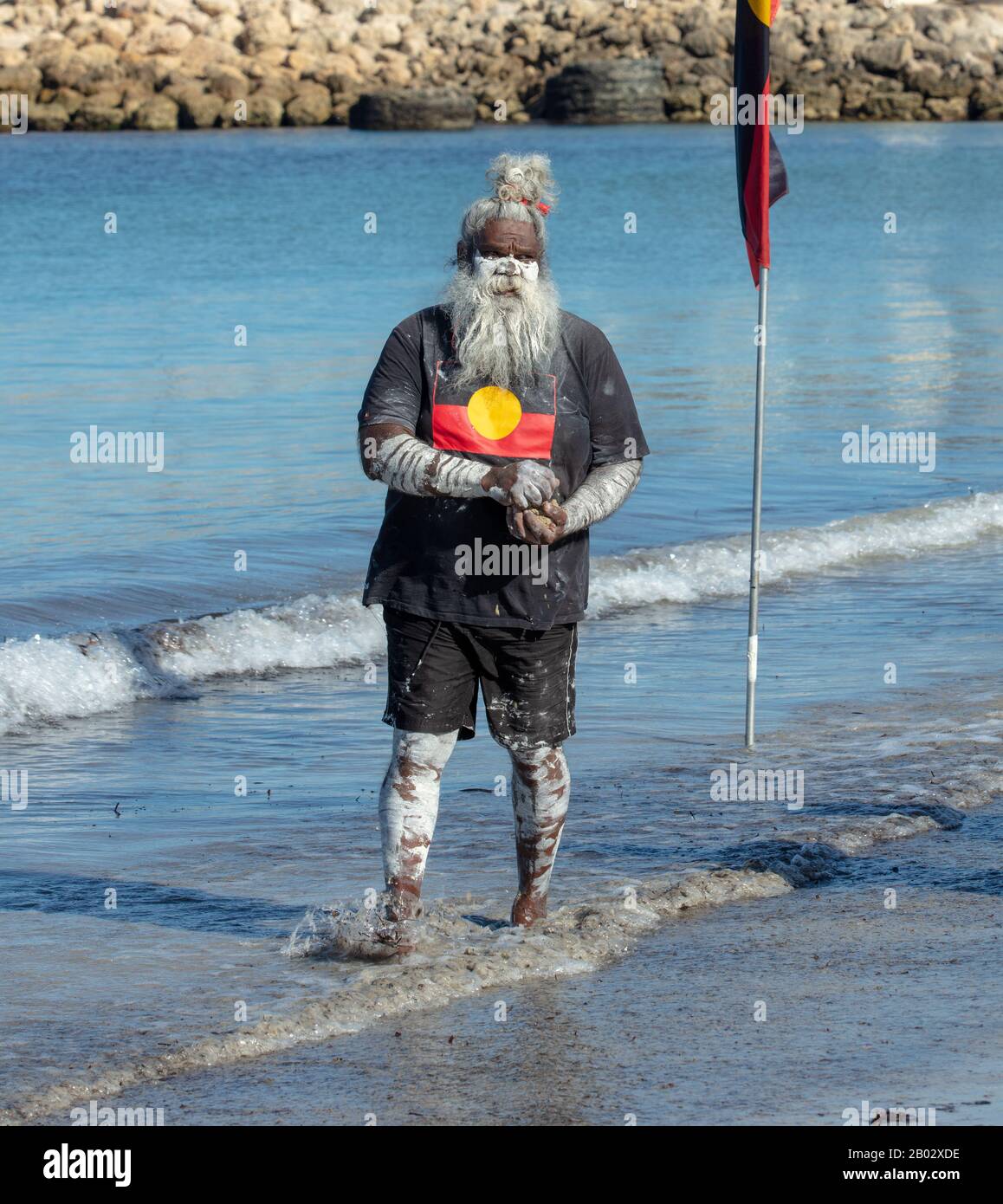 Australian and aboriginal flag together hi-res stock photography and ...