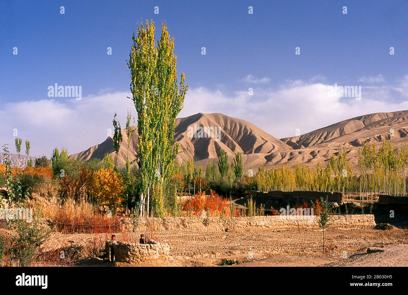 The Kunlun Mountains are one of the longest mountain chains in Asia ...