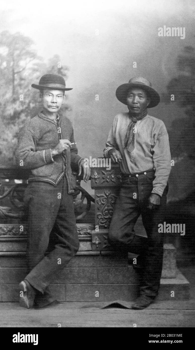 Old Chinese Workers