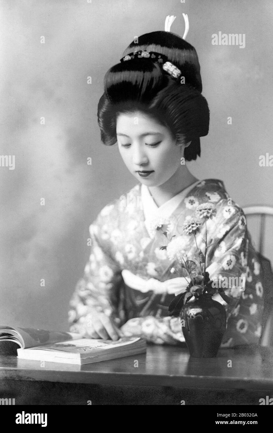 Japan geiko Black and White Stock Photos & Images - Alamy