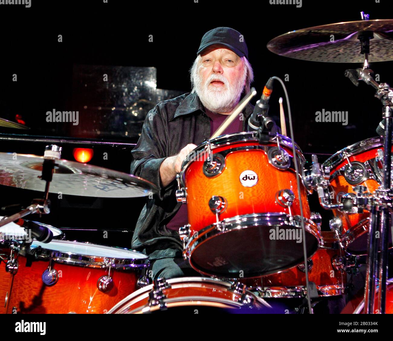 Legendary drummer Ronnie Tutt performs with Neil Diamond at the BB&T ...