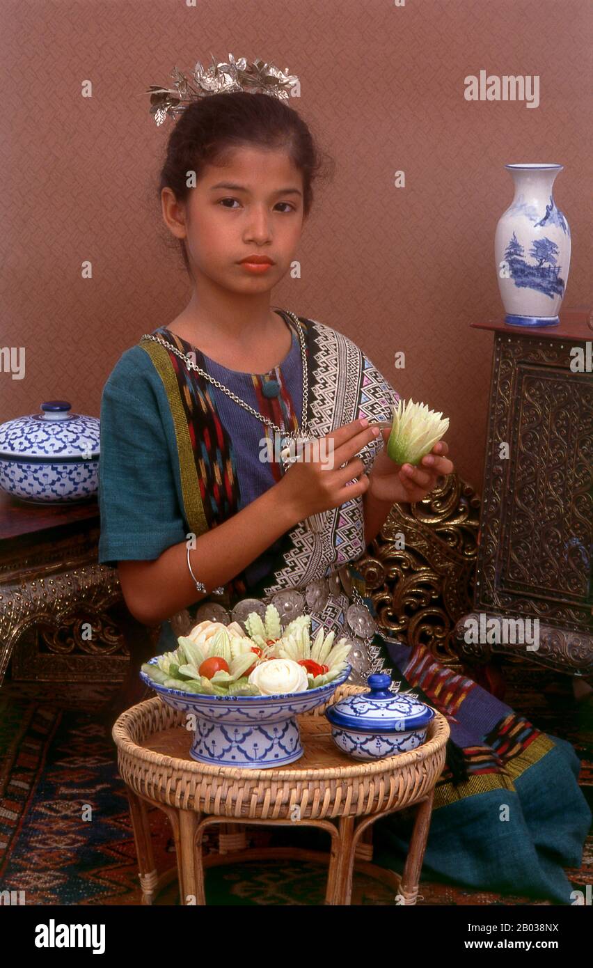 Tang na hi-res stock photography and images - Alamy