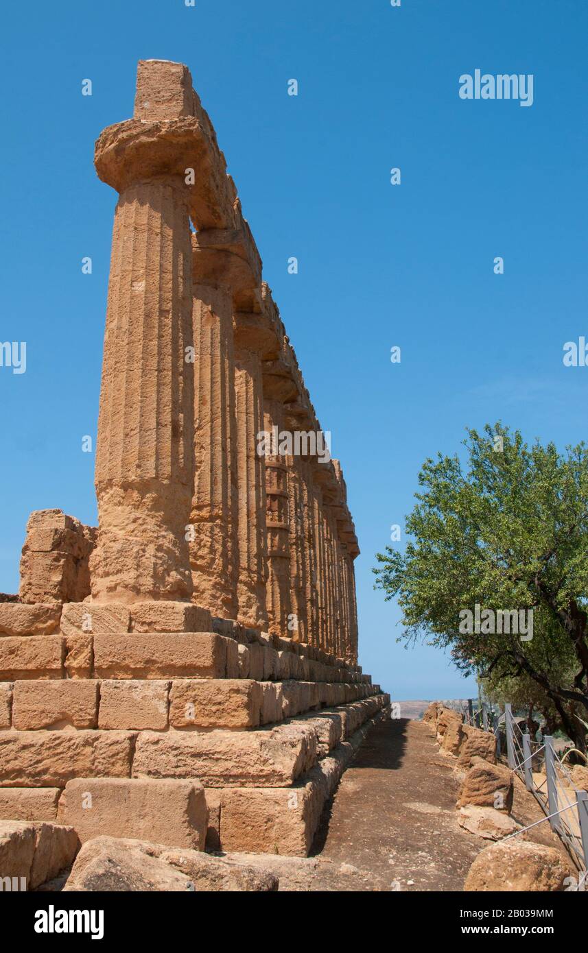 Tyrants greek hi-res stock photography and images - Alamy