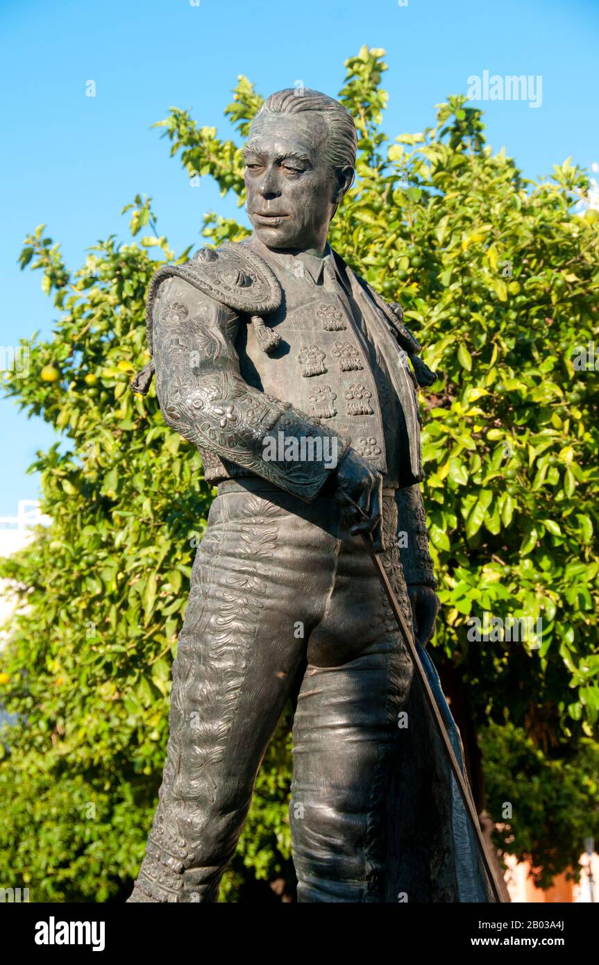 Curro Romero began his bullfighting career in Camas in 1954 and soon ...