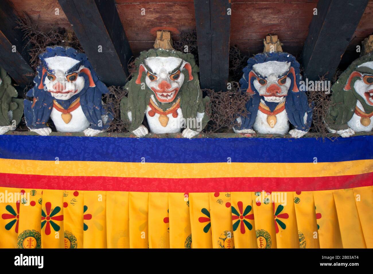 Tamzhing / Tamshing Lhundrup Monastery was built in 1501 by Bhutanese ...