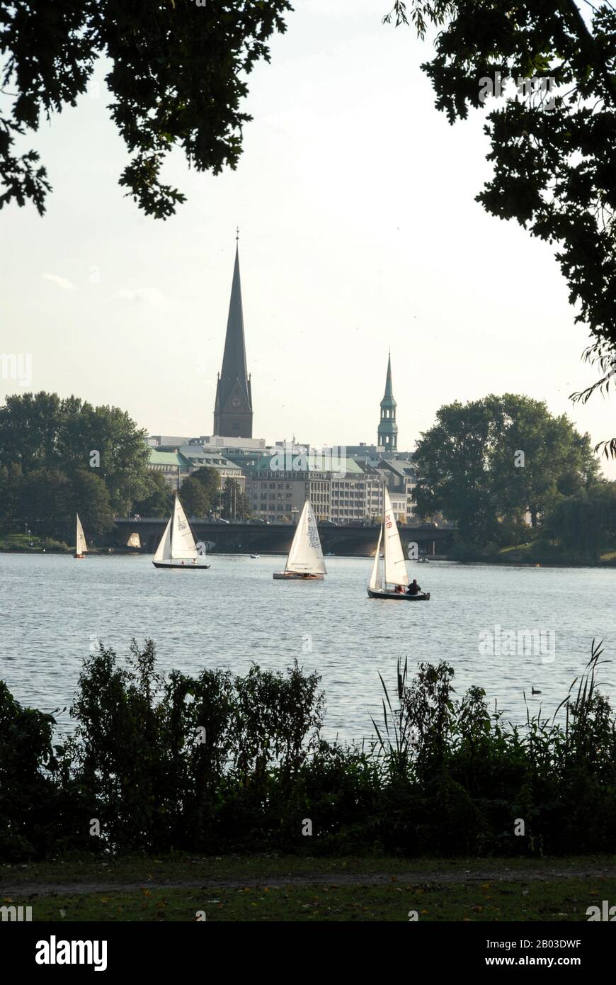 Alster lakes hi-res stock photography and images - Alamy