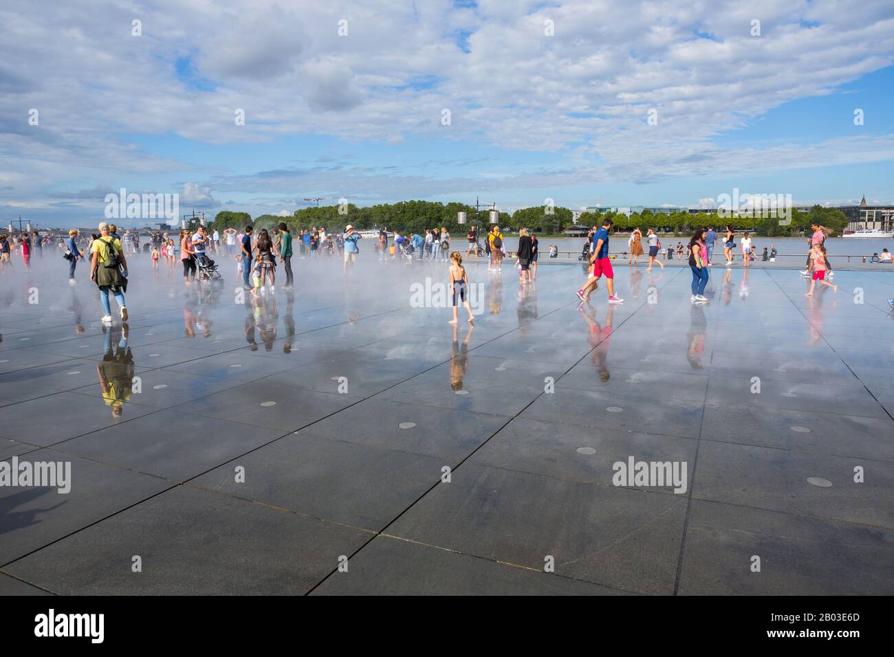 BORDEAUX, FRANCE - AUGUST 11: The Famous Bordeaux water mirror full of ...