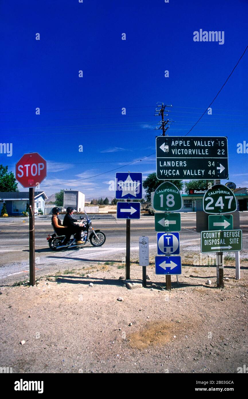Stop sign in california hi-res stock photography and images - Alamy