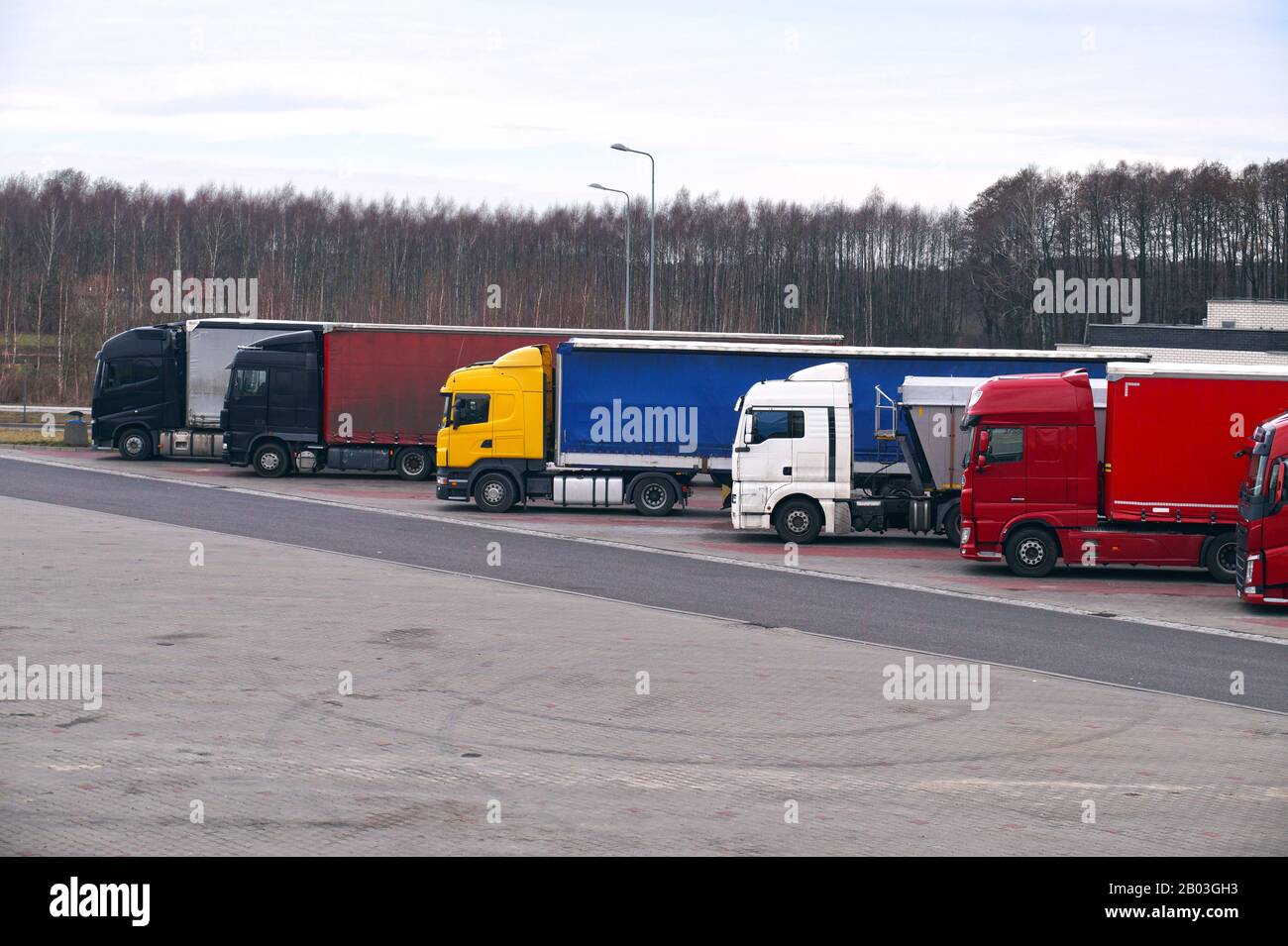 Truck drivers rest hi-res stock photography and images - Alamy