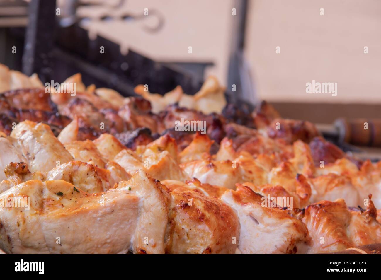 Black Man Grilling Chicken High Resolution Stock Photography and Images ...