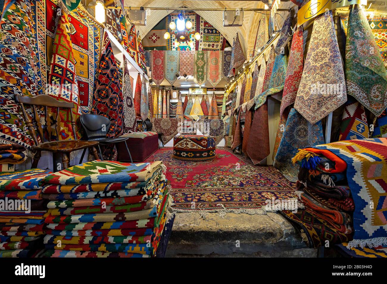 Persian rug pattern hi-res stock photography and images - Alamy