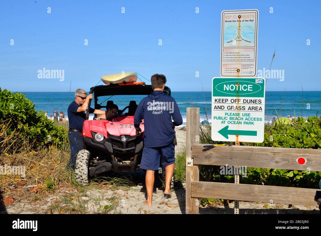 Rip currents ocean rescue melbourne beach hi-res stock photography and ...