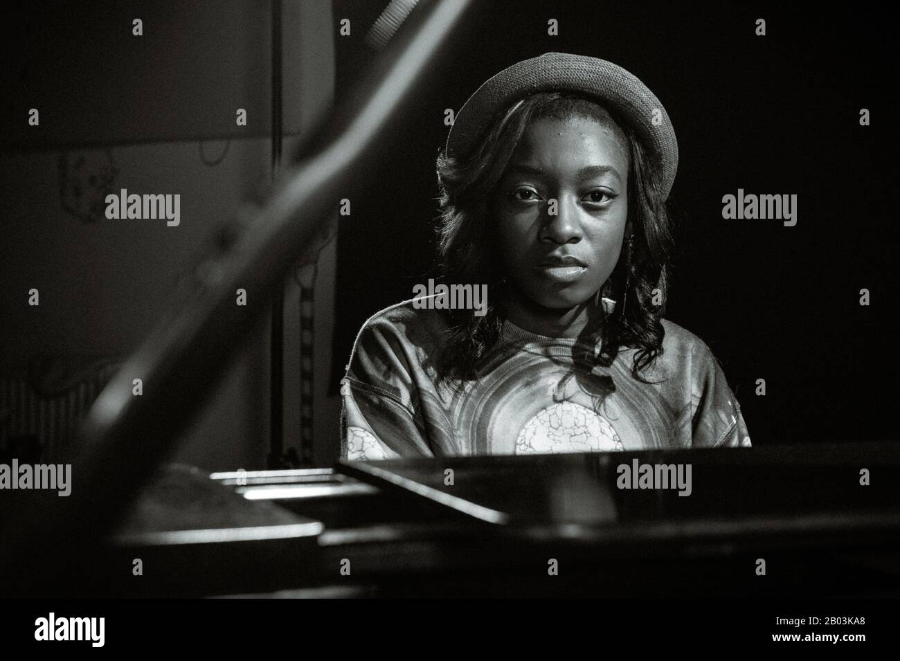 Lil simz hi-res stock photography and images - Alamy