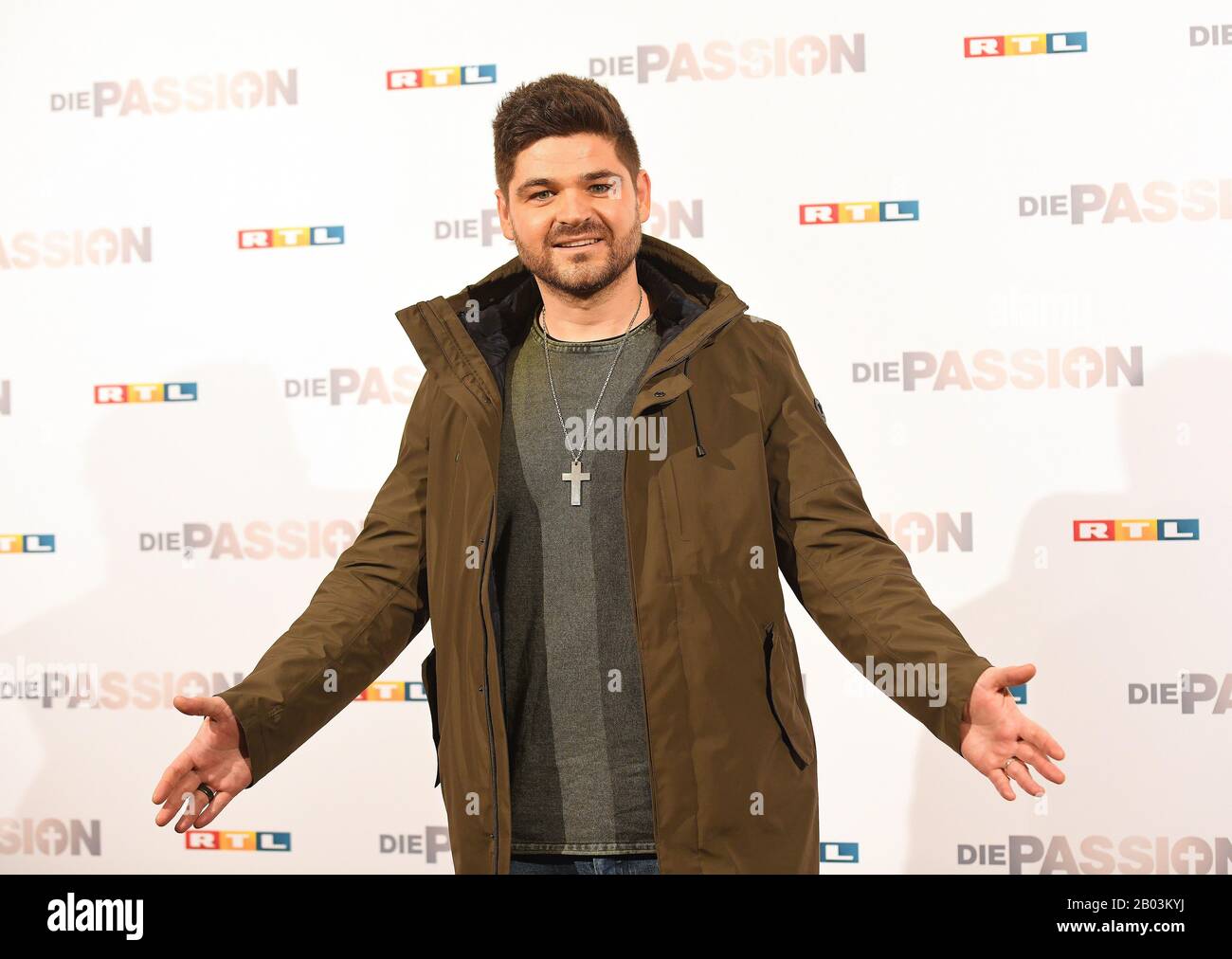 Essen, Germany. 18th Feb, 2020. Thomas Enns, singer after the press ...