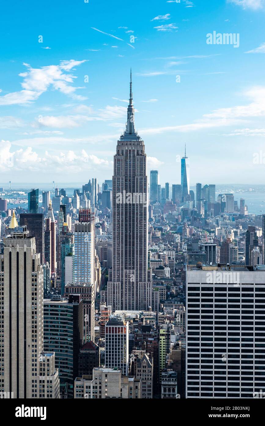 View city rooftop state tower hi-res stock photography and images - Alamy