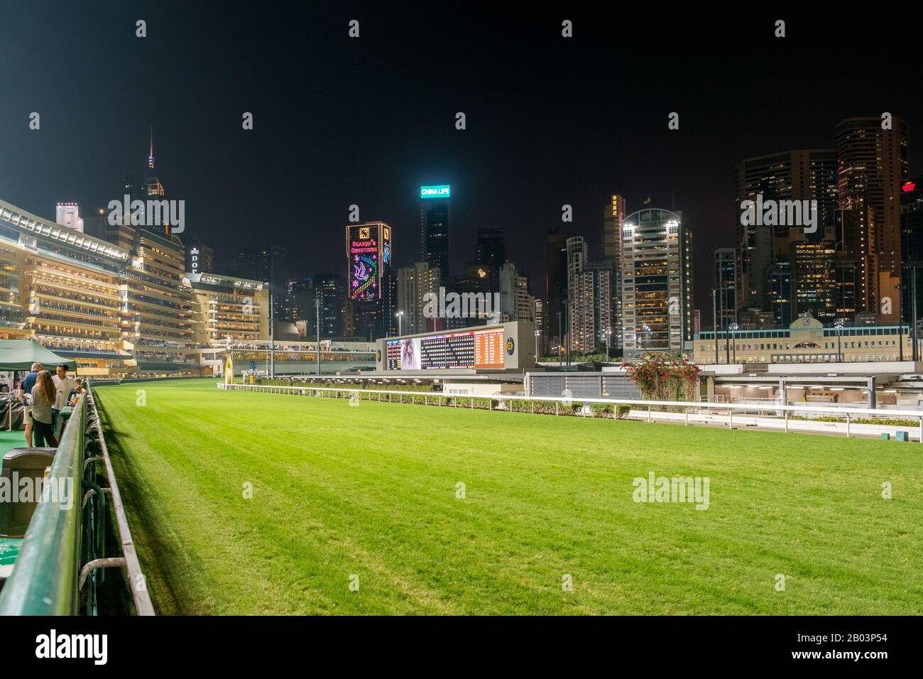Empty race track background hi-res stock photography and images - Alamy