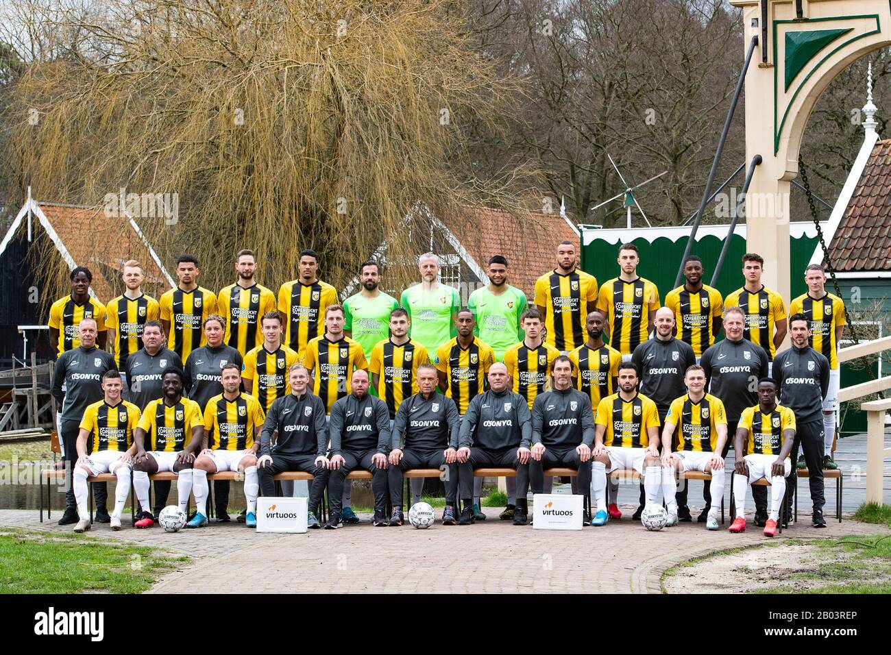 Tim clark left hi-res stock photography and images - Alamy