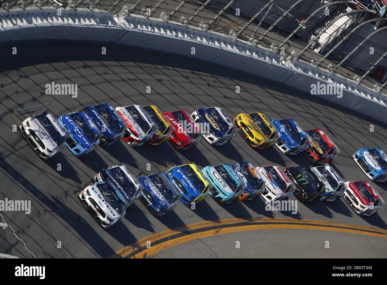 Daytona Beach, Florida, USA. 17th Feb, 2020. Ryan Newman (6) races for ...
