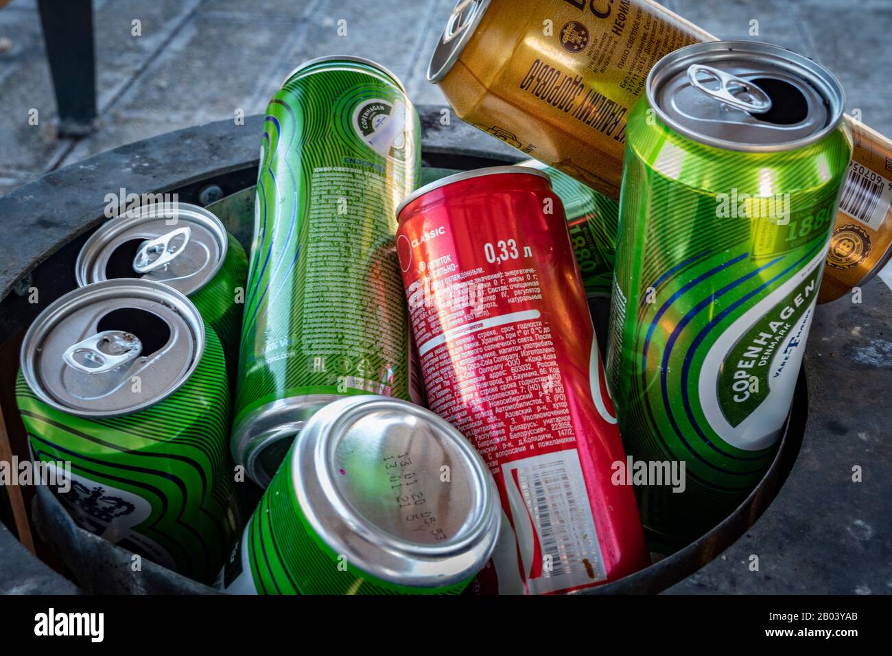 Russia, Moscow. Drink cans in the trash bin Stock Photo - Alamy