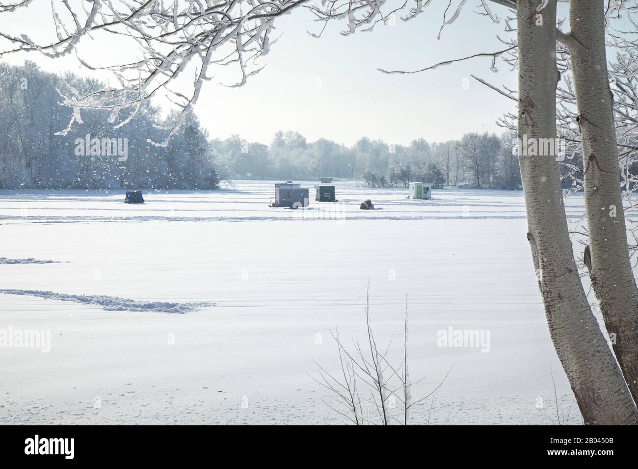 Ice fishing house hi-res stock photography and images - Alamy