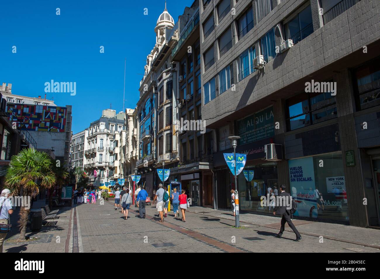 Street scene in the old town of Montevideo, Uruguay Stock Photo - Alamy