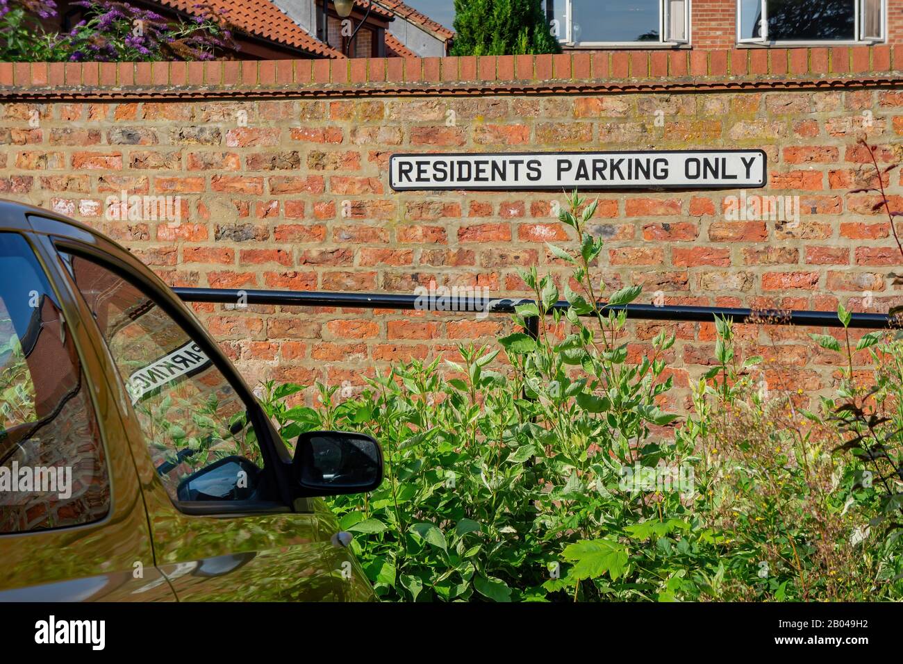 Residents parking area hi-res stock photography and images - Alamy