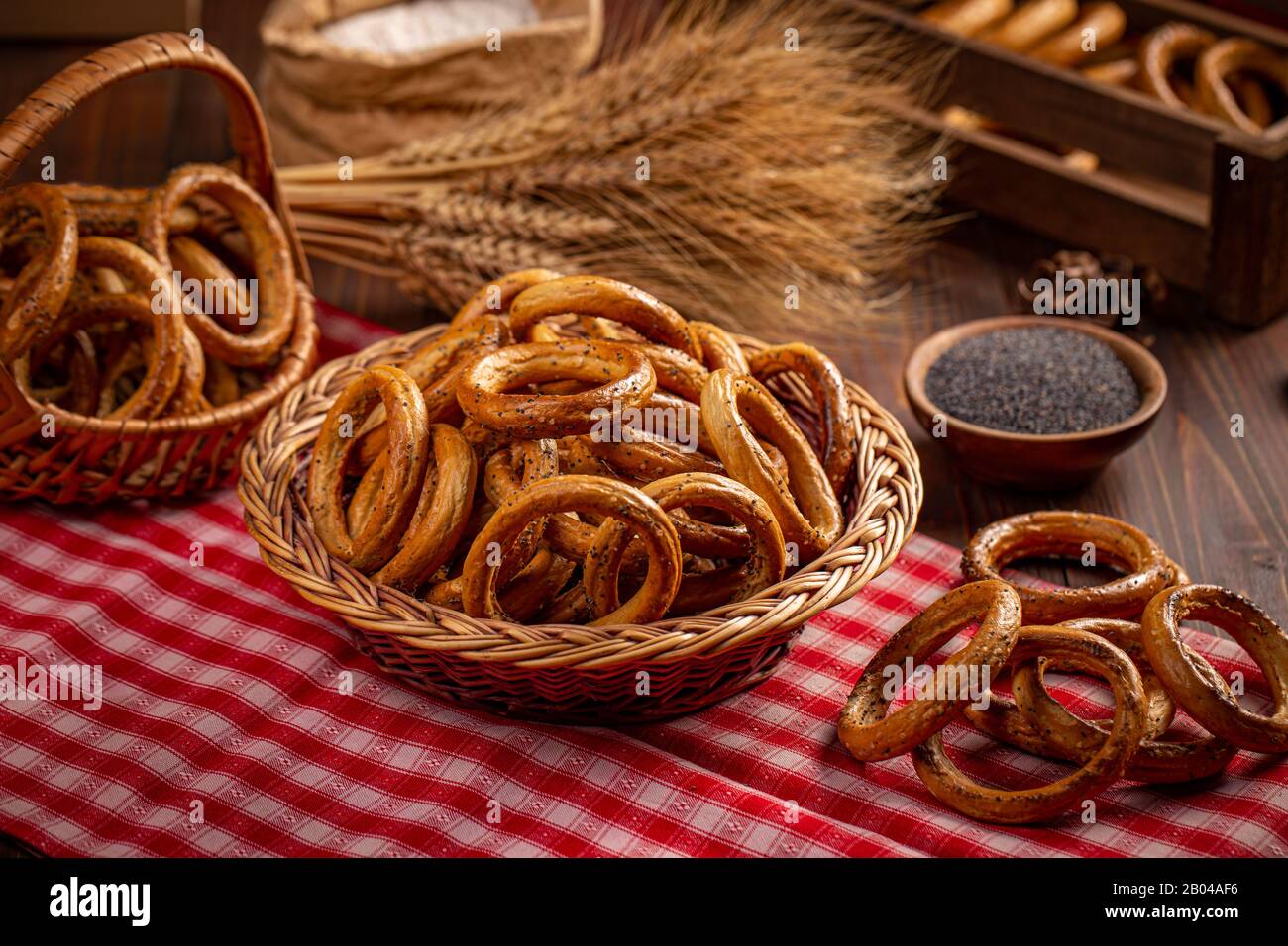 Round pretzels Country style wicker Stock Photo - Alamy