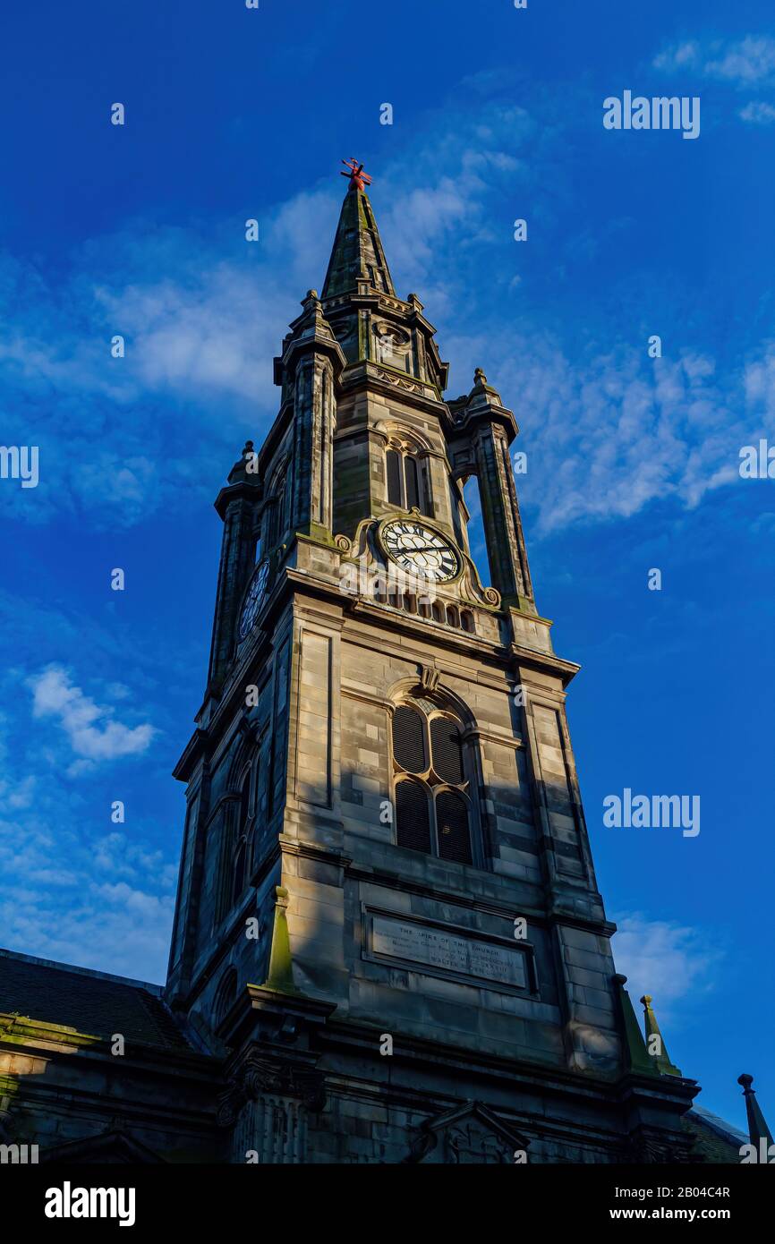 Tron Kirk & Royal Mile Market of the Edinburgh downtown at Edinburgh ...