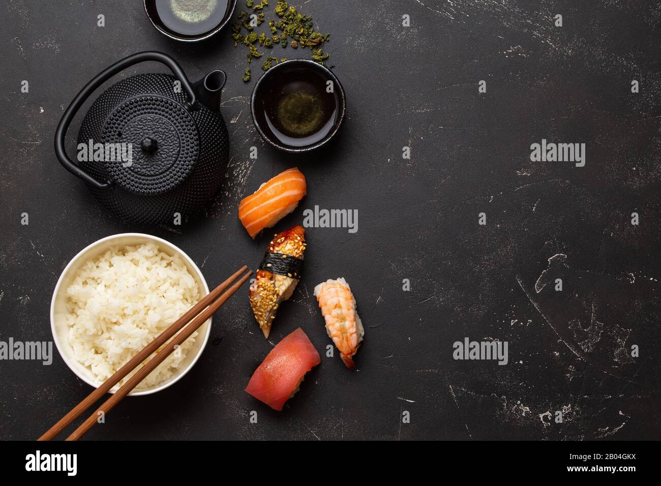 Japanese dishes set Stock Photo - Alamy
