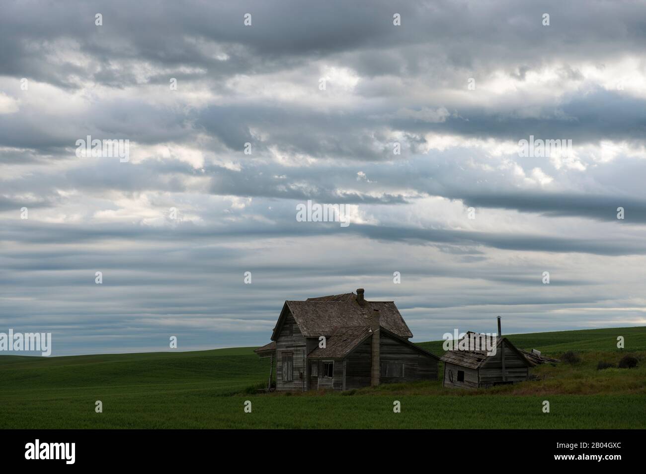 Abandoned old Weber Farm house in Whitman County in the Palouse near ...