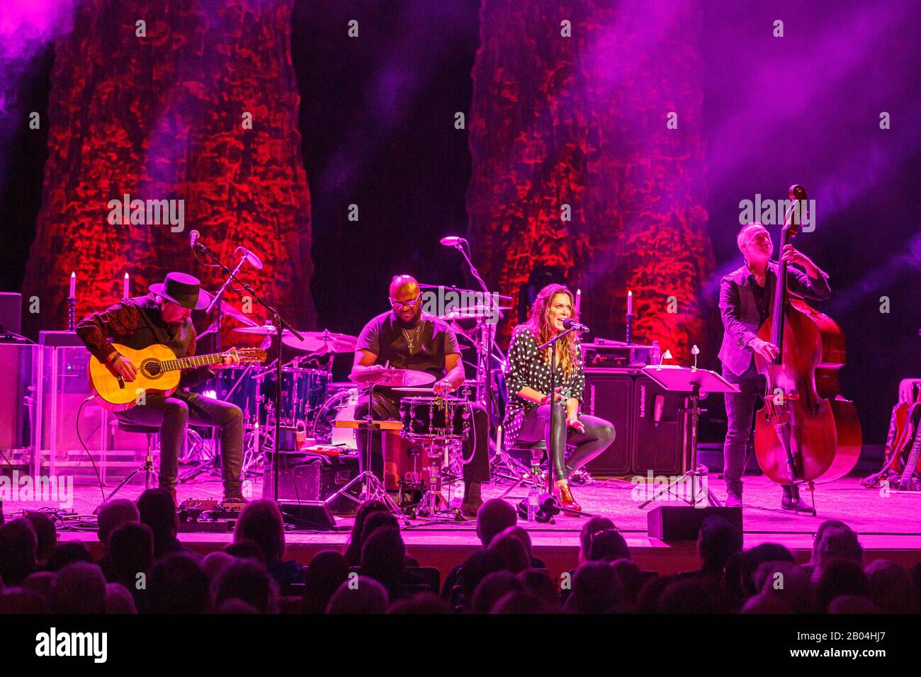 American rock singer beth hart hi-res stock photography and images - Alamy