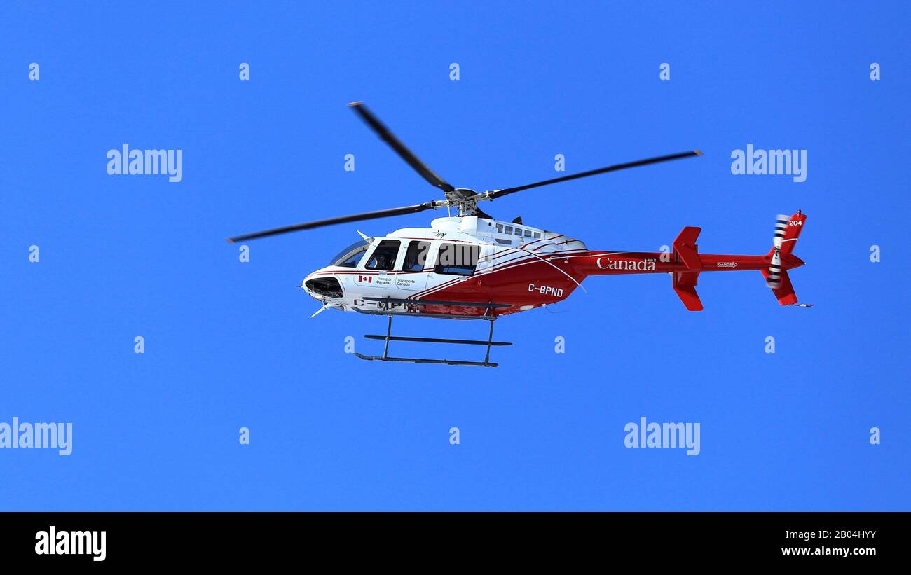 Bell 407 helicopter aircraft aviation hi-res stock photography and ...