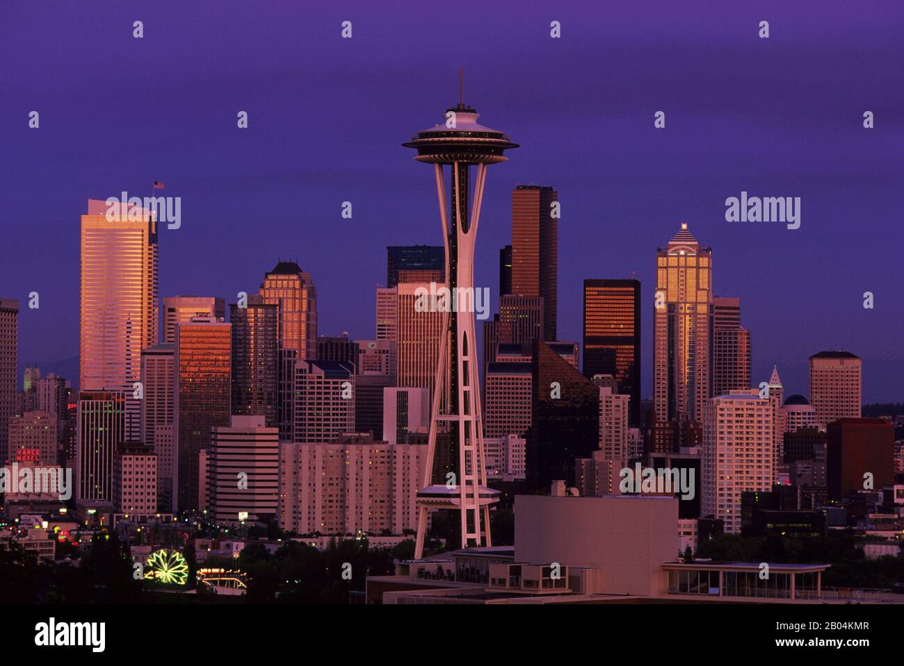 View of the Seattle skyline in the evening with Space Needle in Seattle ...