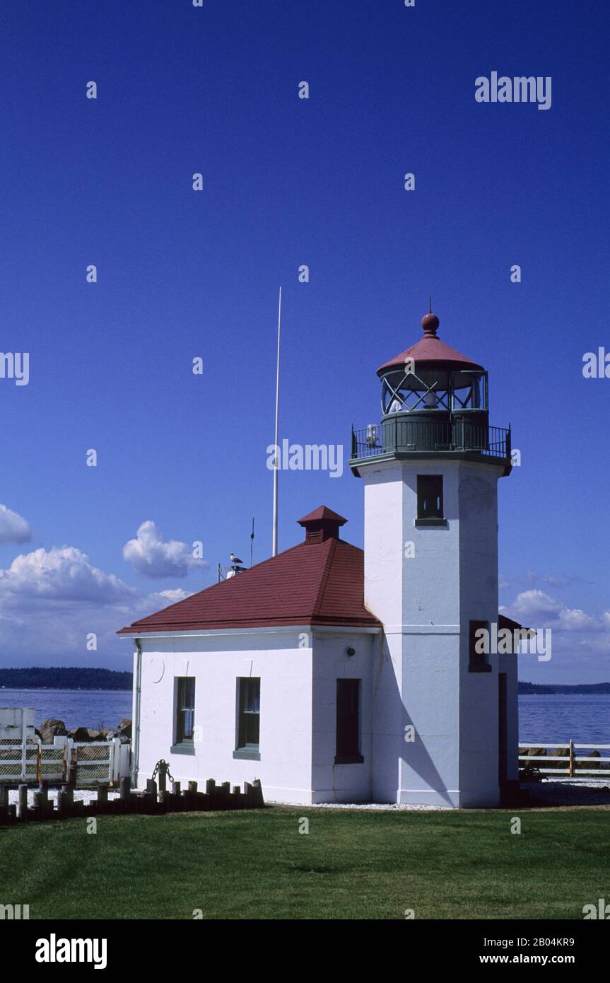 Alki Lighthouse High Resolution Stock Photography and Images - Alamy