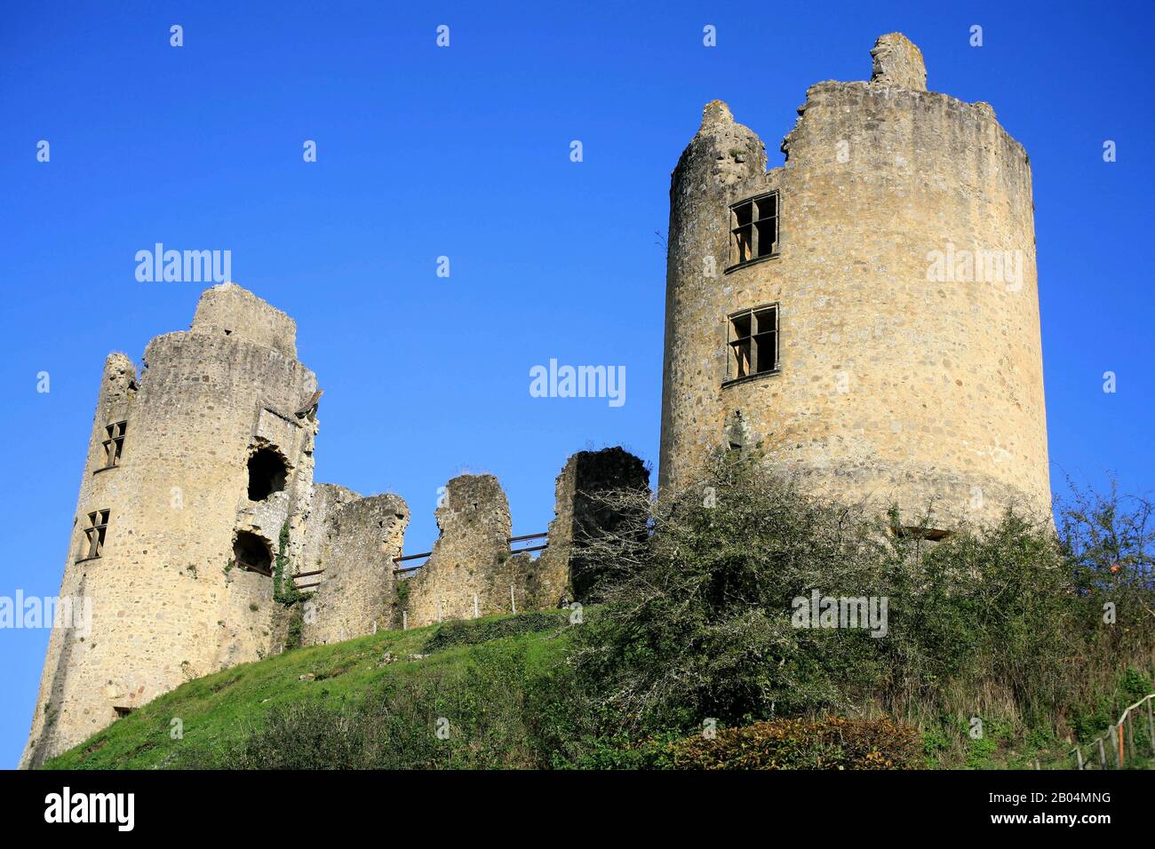 Saint germain de confolens chateau hi-res stock photography and images ...