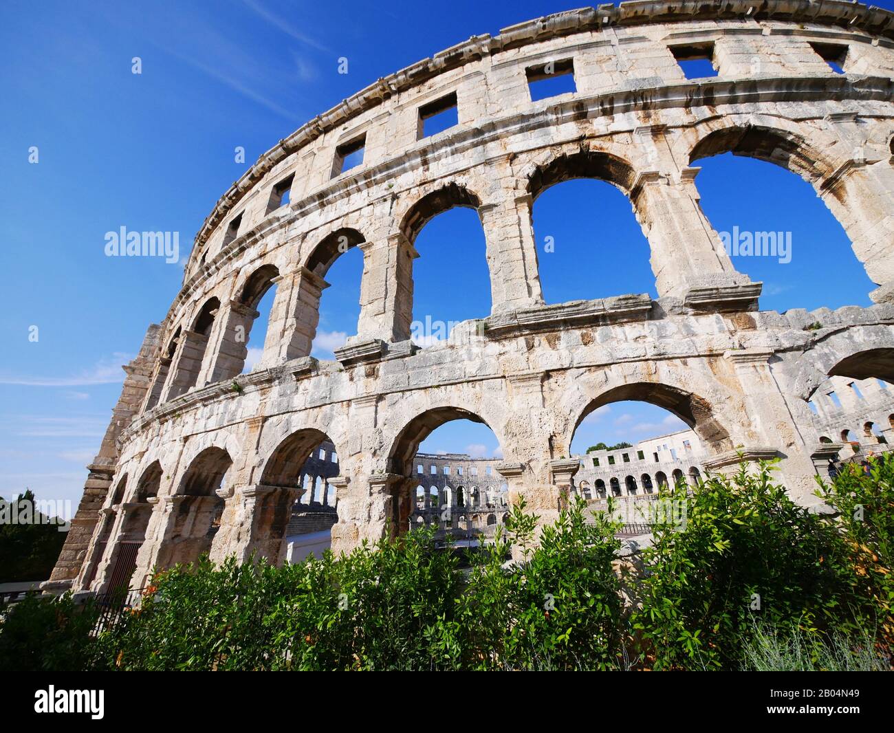 Pula, Croatia: The amphitheatre is the city's symbol Stock Photo - Alamy