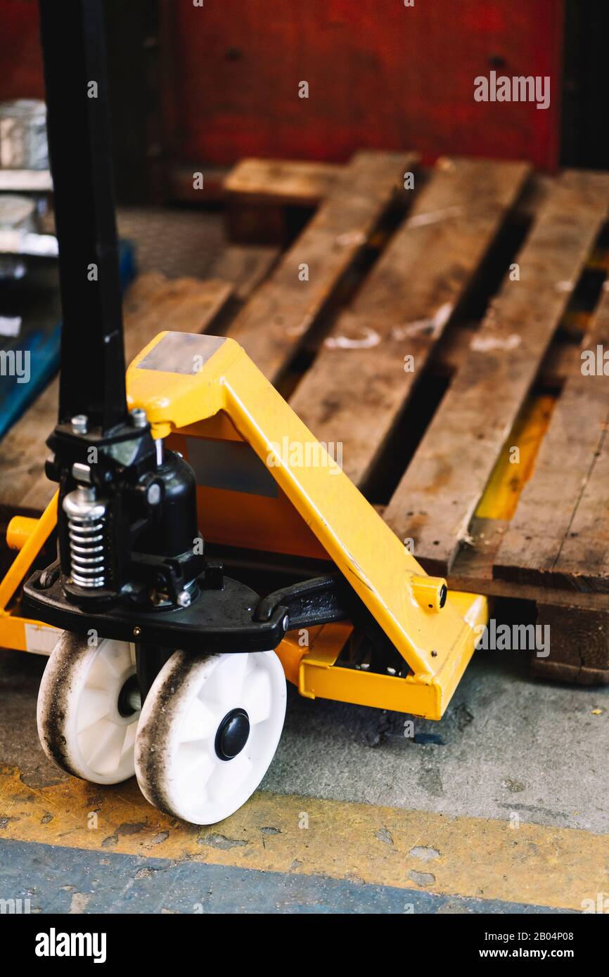 Pallet carrier hi-res stock photography and images - Alamy