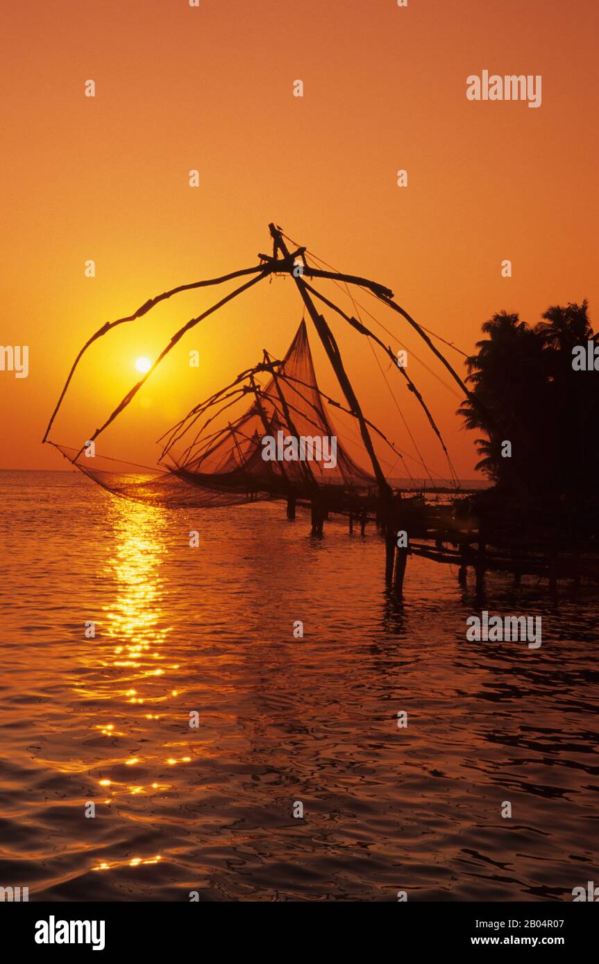 Asian fishing nets hi-res stock photography and images - Alamy