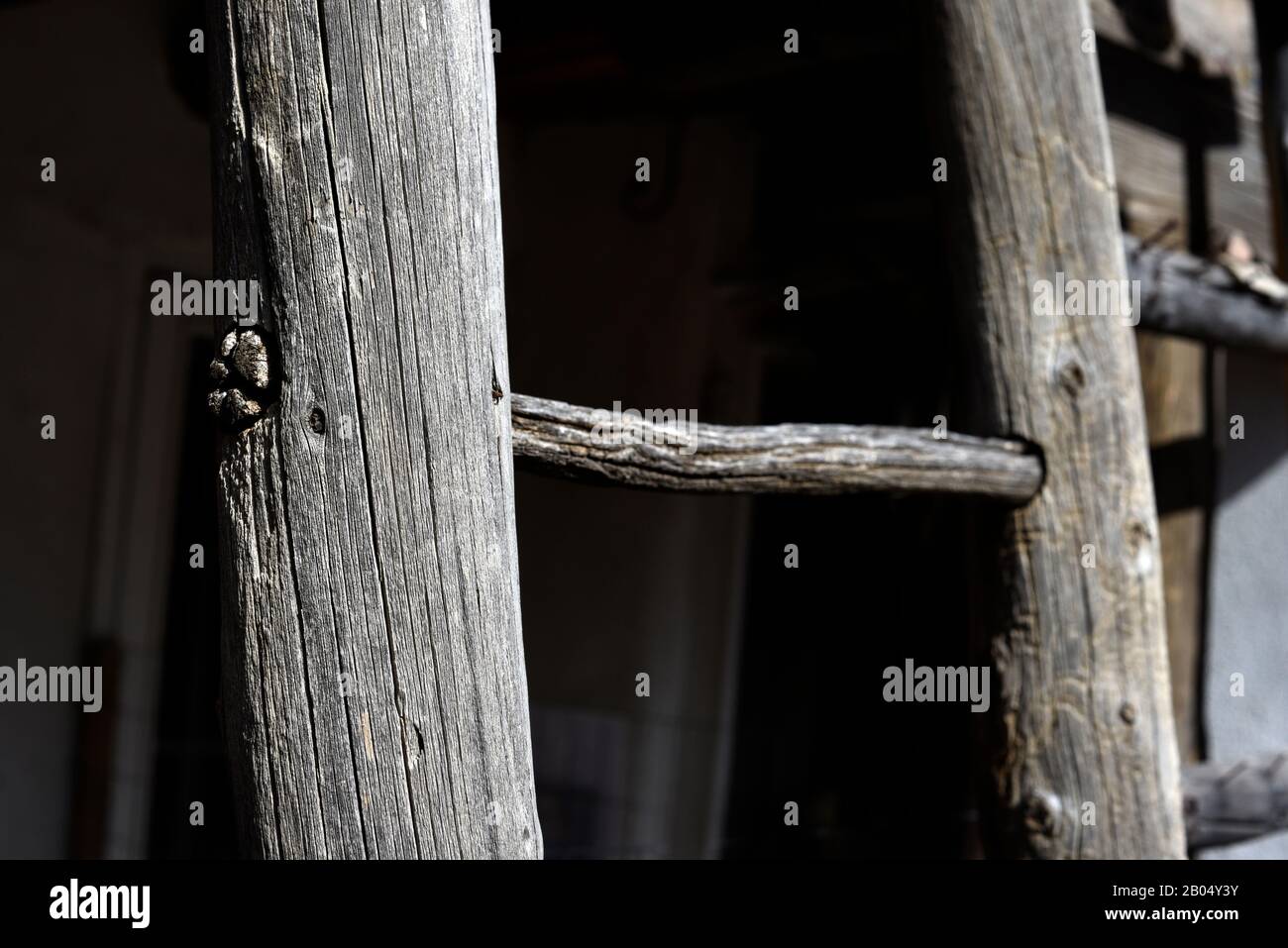 Vintage ladder hi-res stock photography and images - Alamy