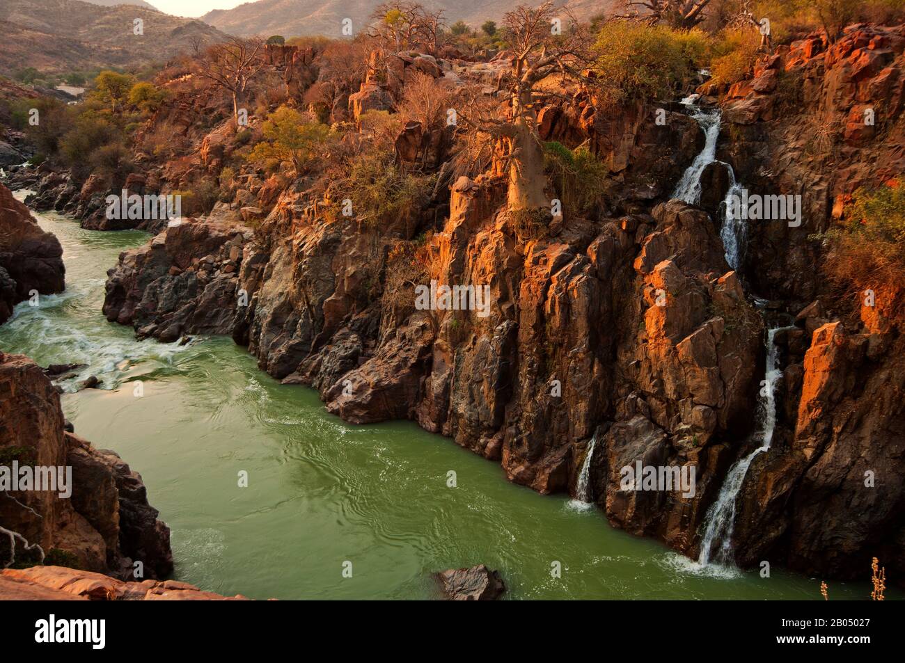 Kunene river hi-res stock photography and images - Alamy