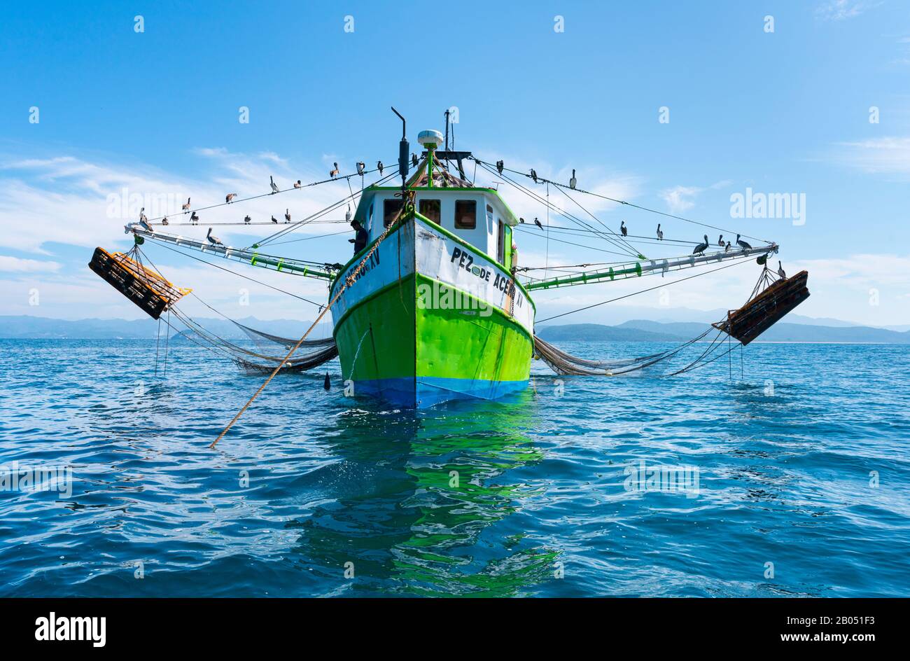 Shrimp fishing boat, Rincon de Guayabitos, Compostela municipality ...