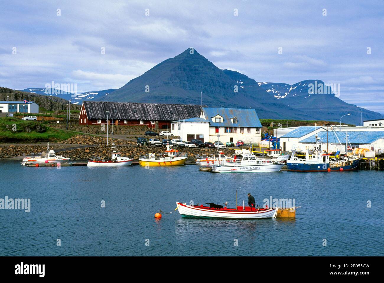 Dock village hi-res stock photography and images - Alamy