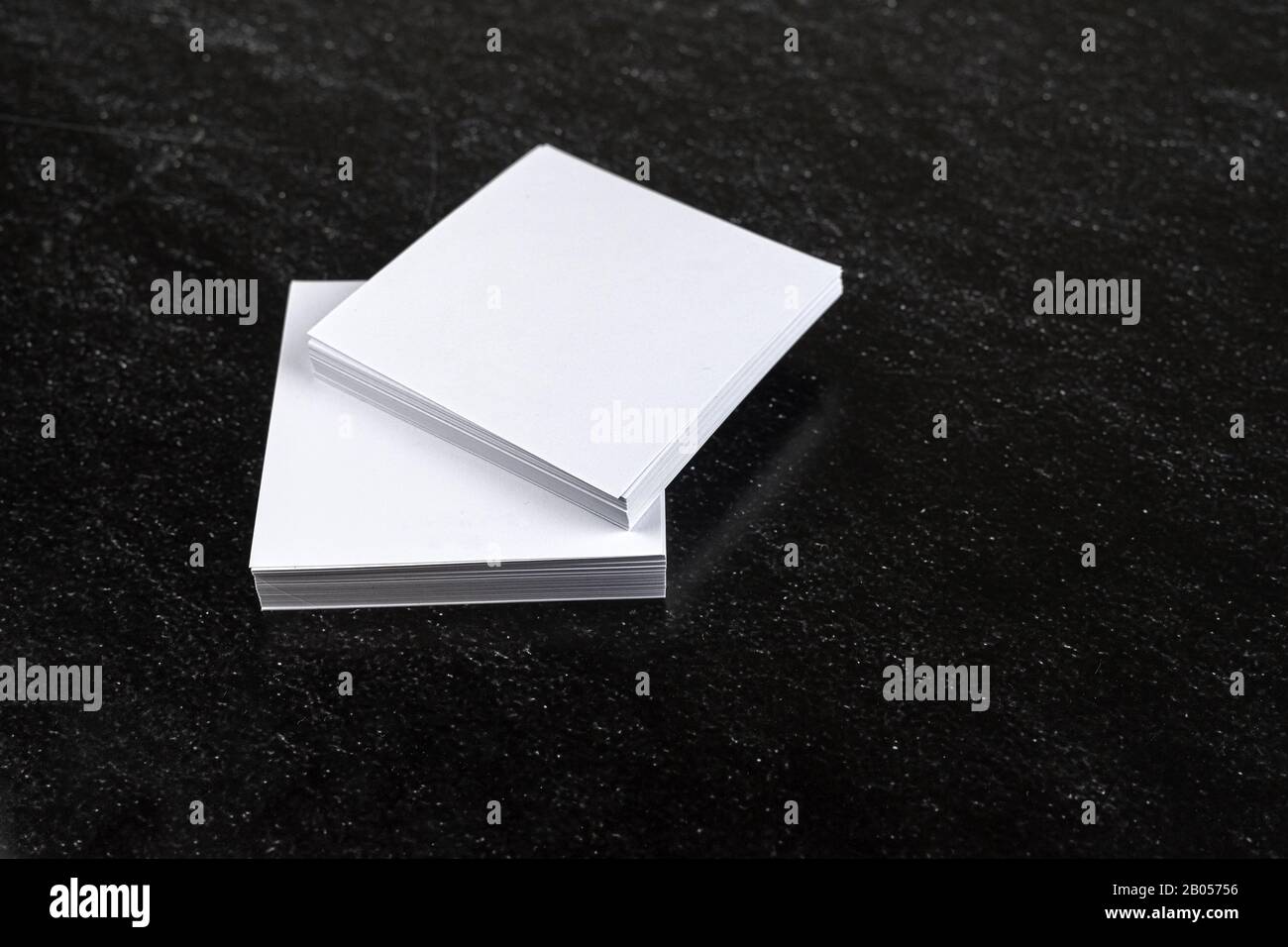white memo papers on dark background mock up. office note papers. copy ...