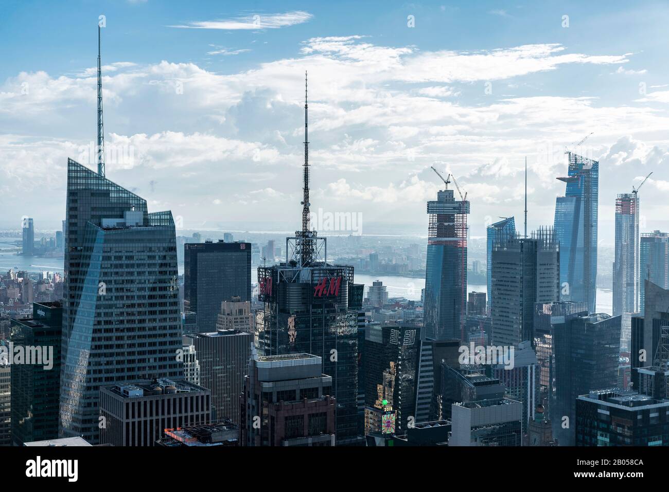 New york city construction panorama hi-res stock photography and images ...