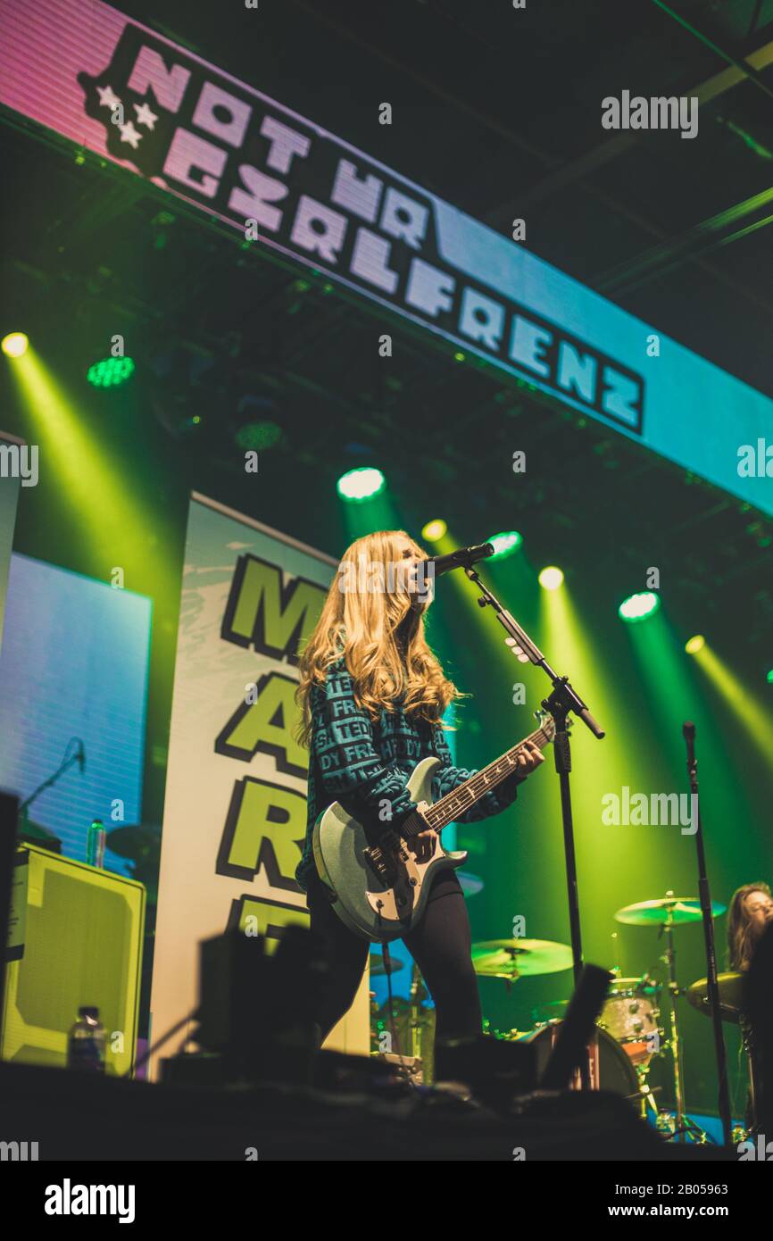 Ur girlfrenz hi-res stock photography and images - Alamy