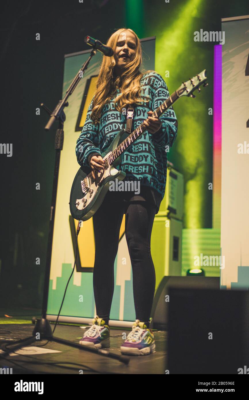 Liv haynes singer hi-res stock photography and images - Alamy